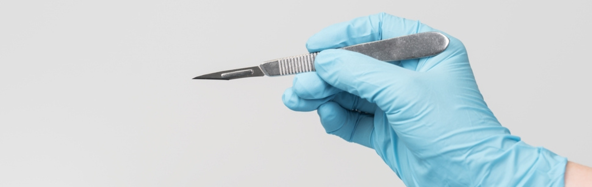 Πλαστικός Χειρουργός | Τι είναι & ποια τα είδη των επεμβάσεων